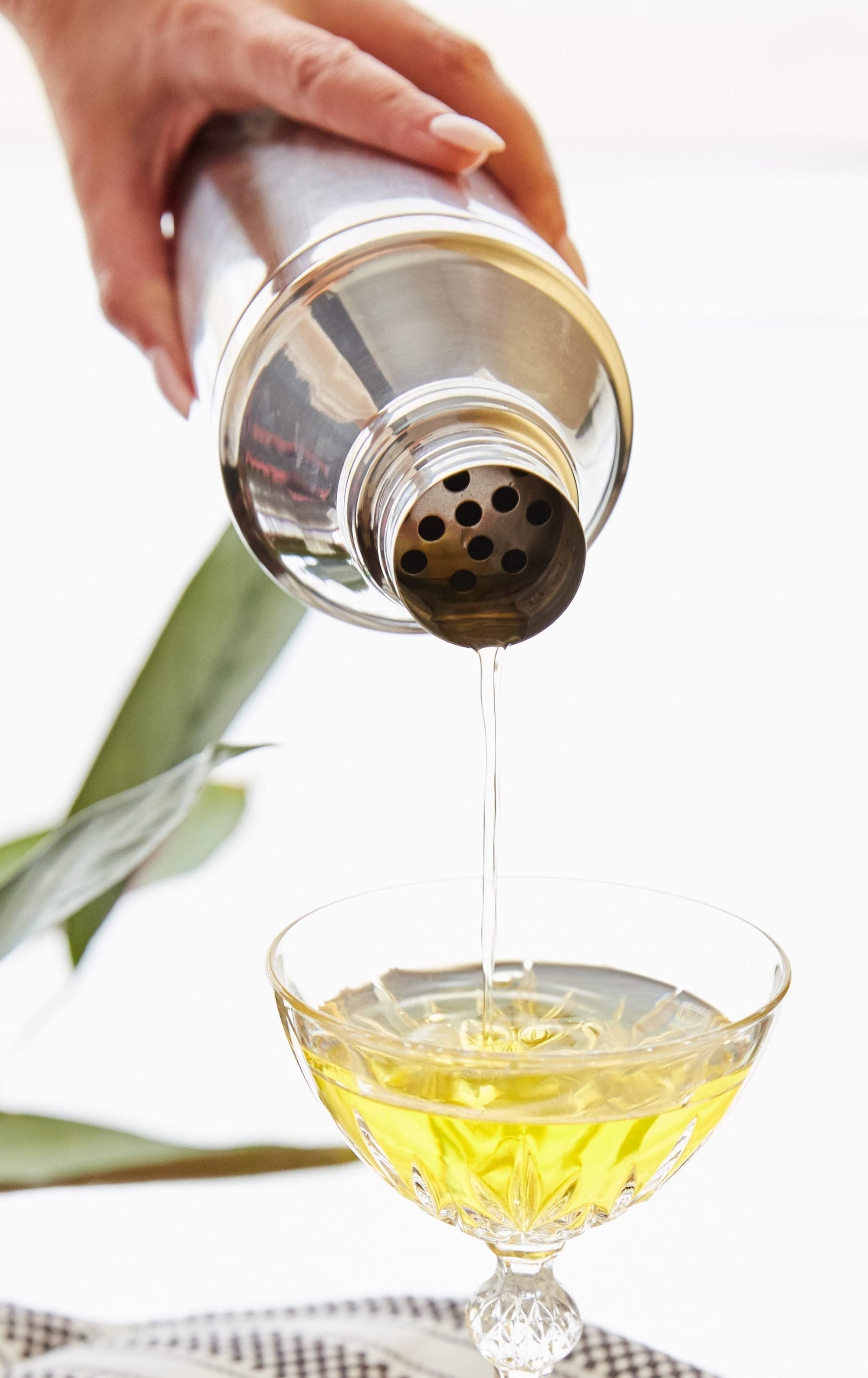 YDRINK Stylish Cocktail Shakers, Barware Tools & Shatterproof Tumblers